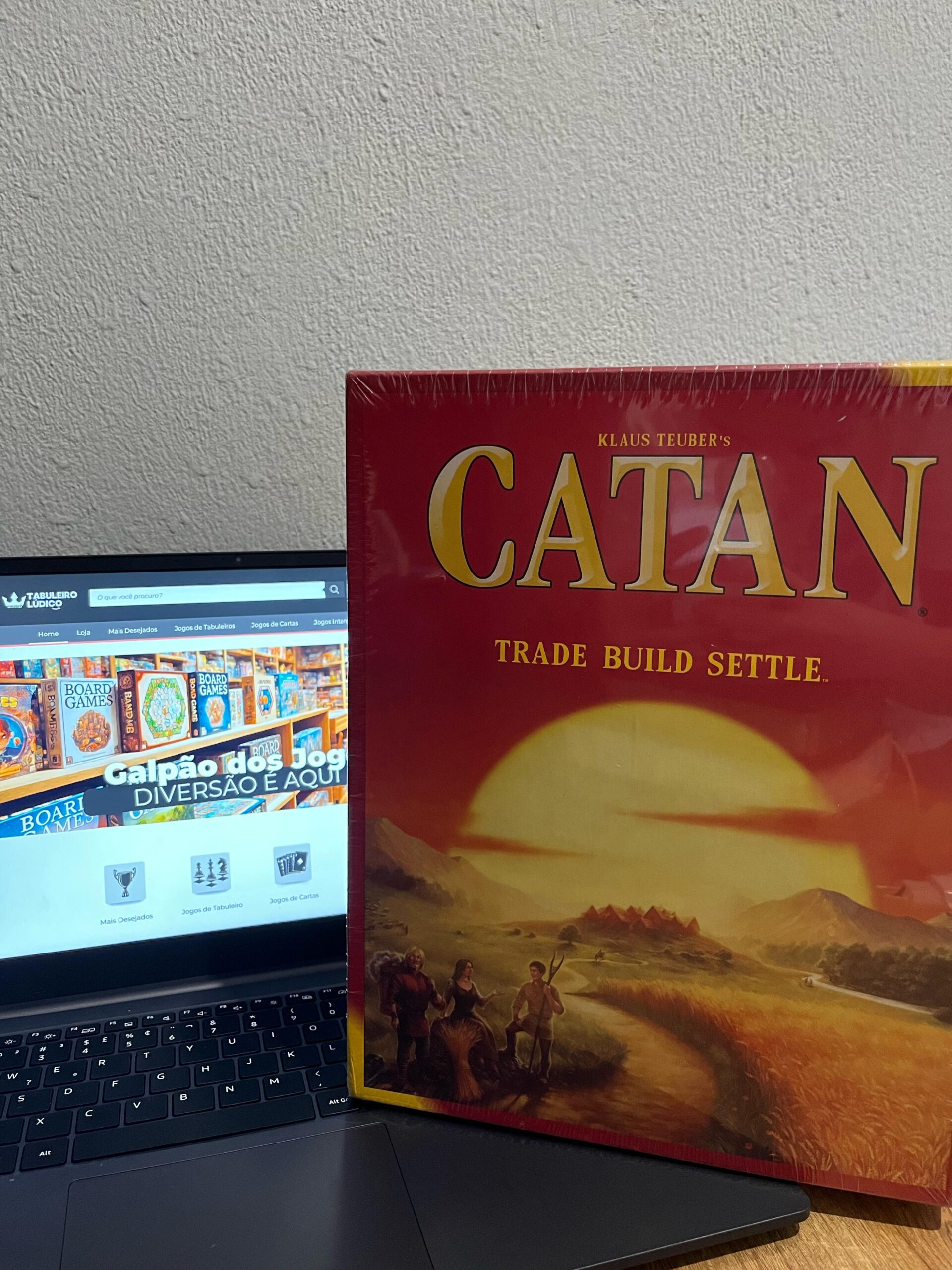 Catan Jogo de Tabuleiro - Estratégia de Colonização e Comércio